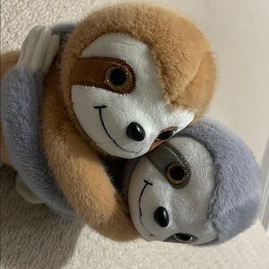 Toys | Adorable Sloth Plush Toy Pair Tan And Gray With Huggable Velcro ...